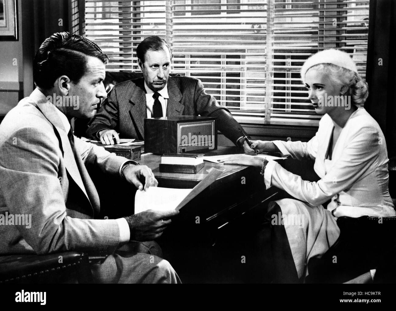 WICKED WOMAN, Richard Egan, Beverly Michaels, 1953 Stock Photo - Alamy