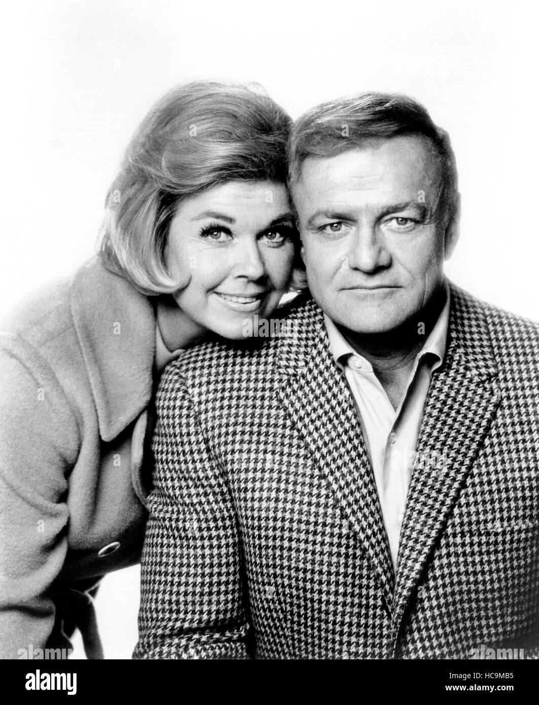 WITH SIX YOU GET EGGROLL, from left, Doris Day, Brian Keith, 1968 Stock ...
