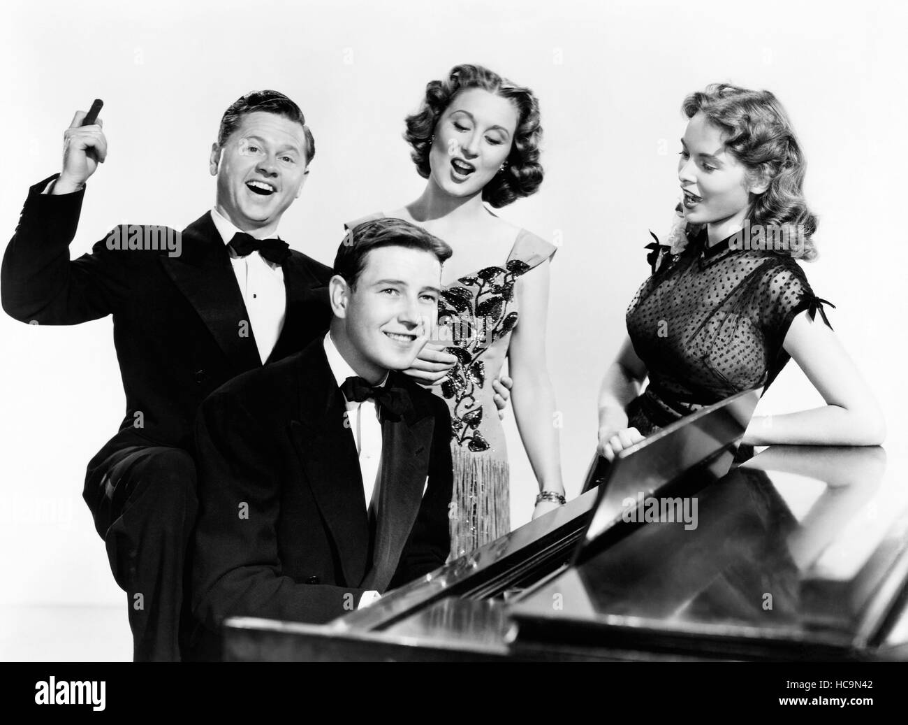 WORDS AND MUSIC, from left: Mickey Rooney as Lorenz Hart, Tom Drake as ...