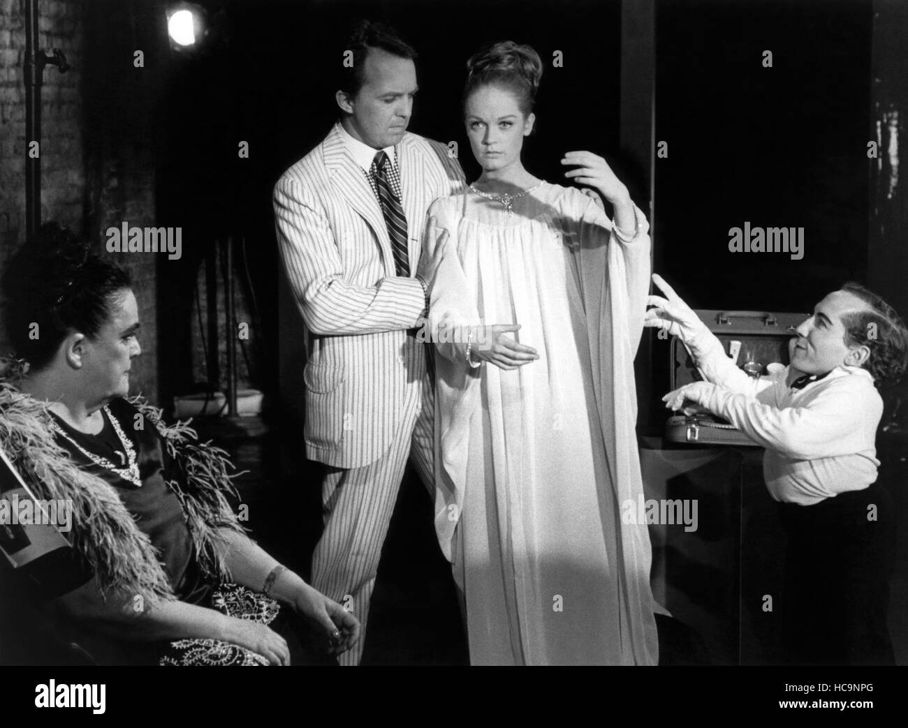 YOU'RE A BIG BOY NOW, Nina Varela, Elizabeth Hartman (raised arm ...