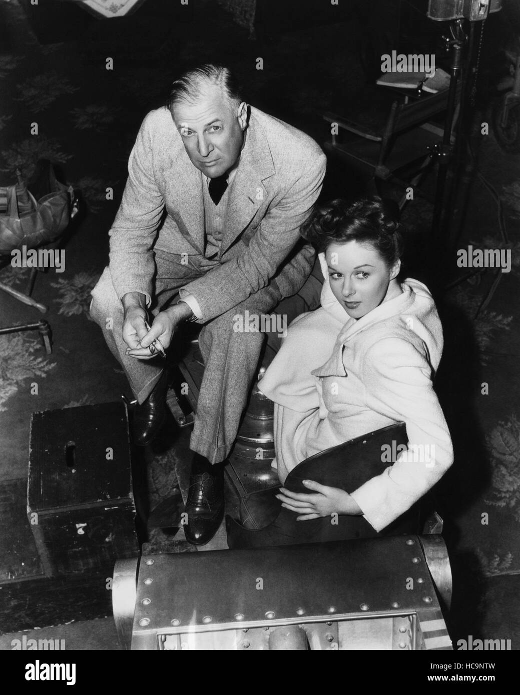 YOUNG AND WILLING, director Edward H. Griffith, Susan Hayward, on-set ...