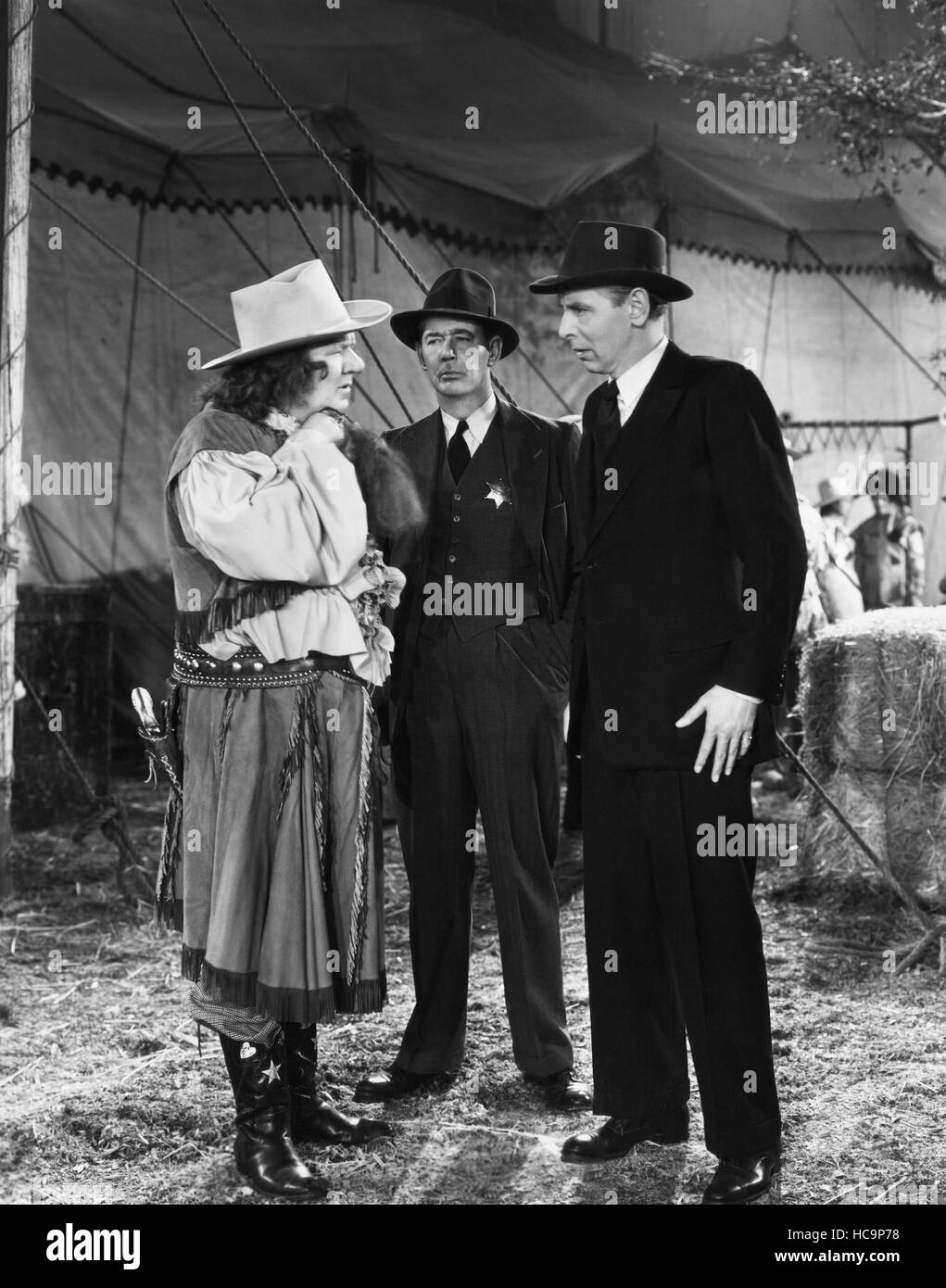 YOU CAN'T CHEAT AN HONEST MAN, W.C. Fields, Lee Phelps, Arthur Hohl ...