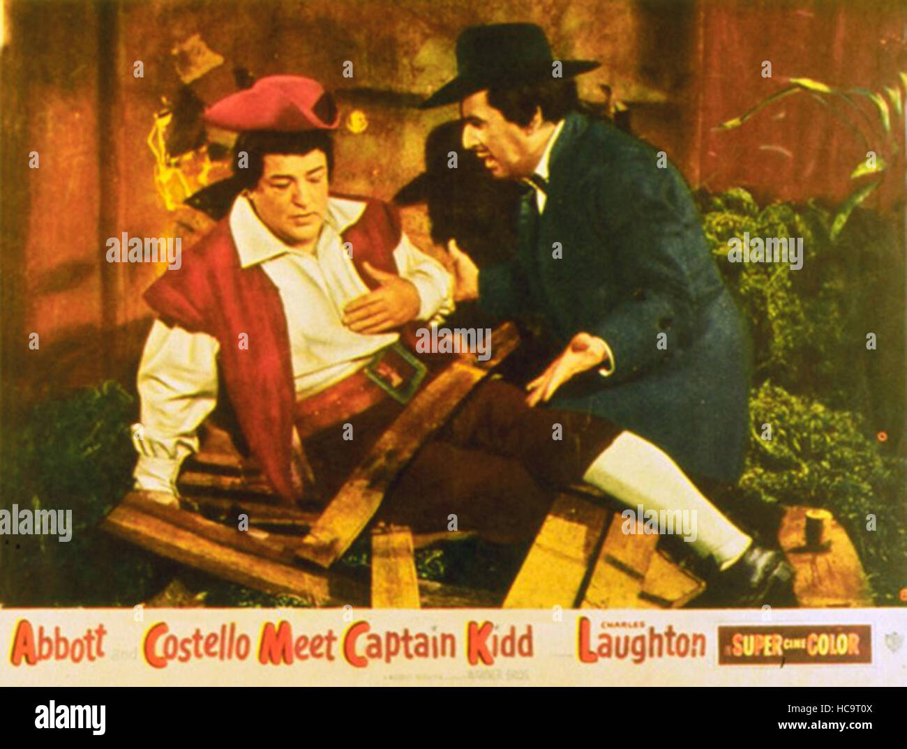 ABBOTT AND COSTELLO MEET CAPTAIN KIDD, from left: Lou Costello, Bud ...