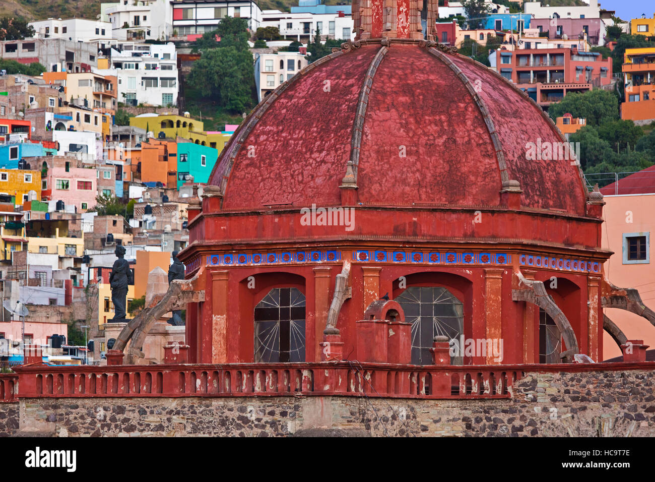 The red dome on an ancient church - GUANAJUATO, MEXICO Stock Photo - Alamy