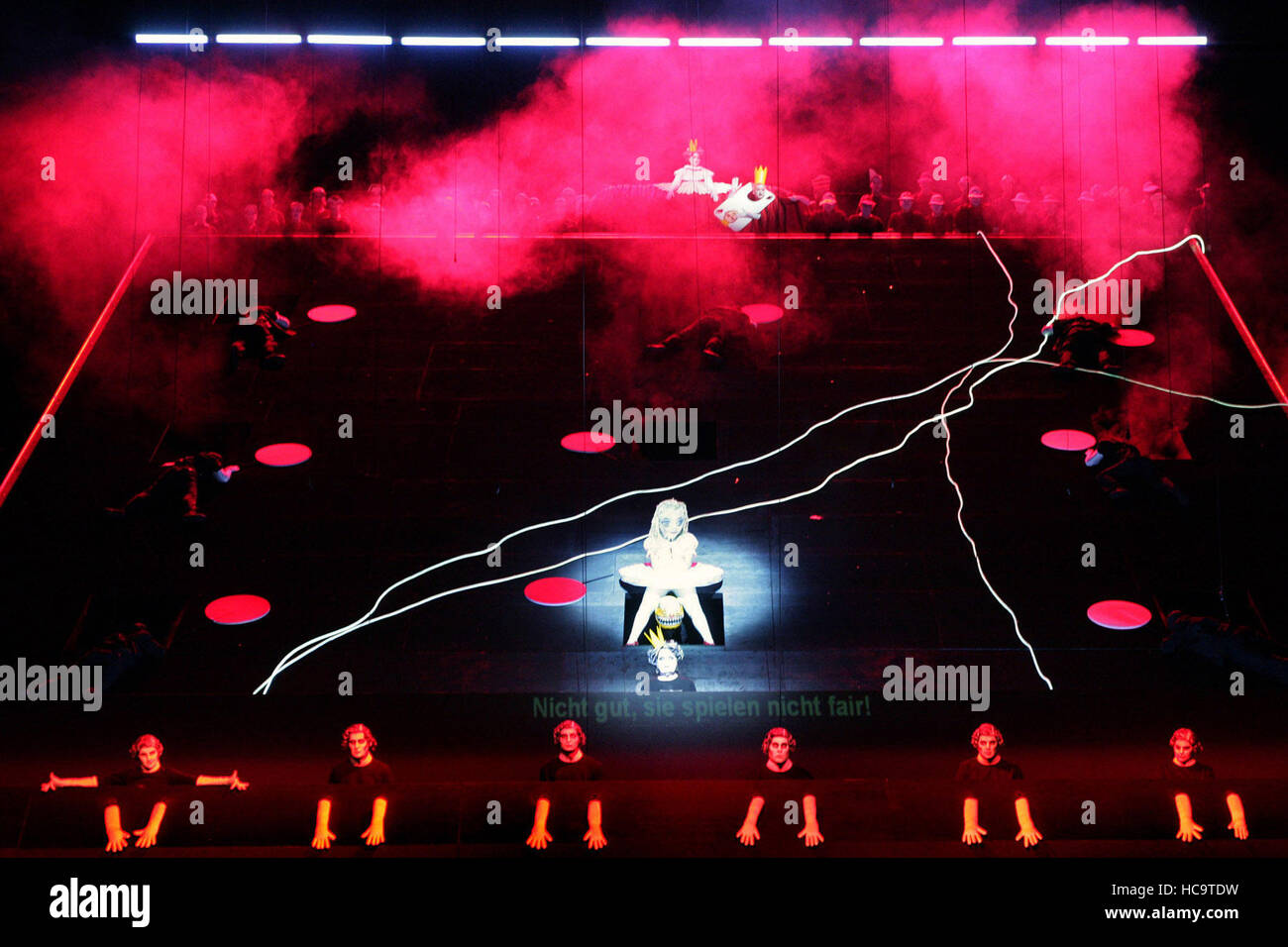 ALICE IN WONDERLAND, Sally Matthews (center), 2007 Stock Photo - Alamy