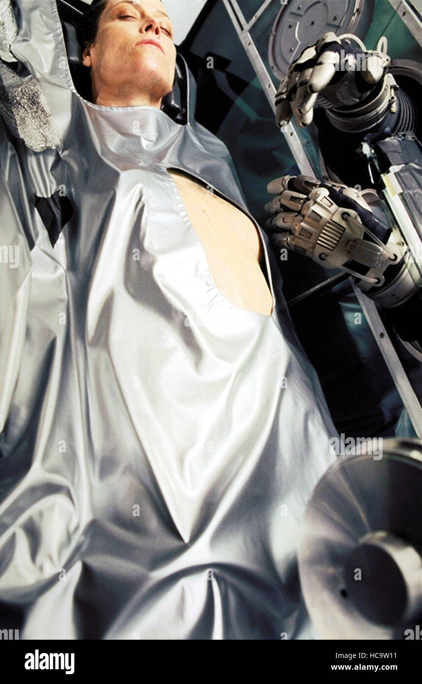 ALIEN RESURRECTION, Sigourney Weaver, 1997, TM & Copyright (c) 20th ...