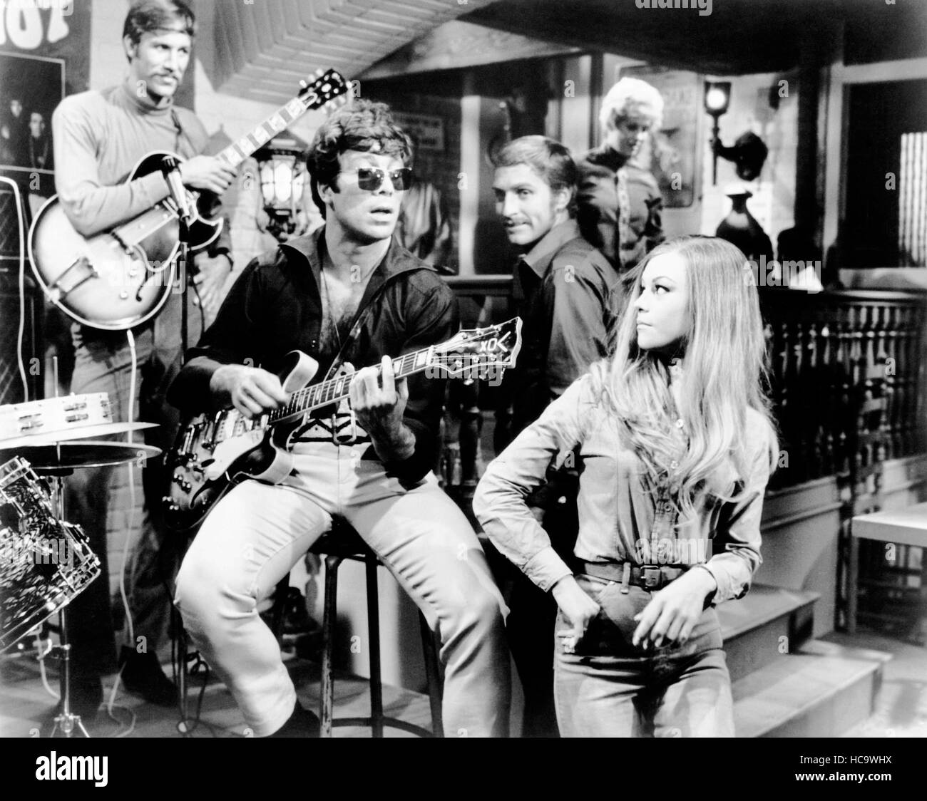 THE YOUNG RUNAWAYS, Ken Del Conte, (on guitar, center), Patty McCormack ...