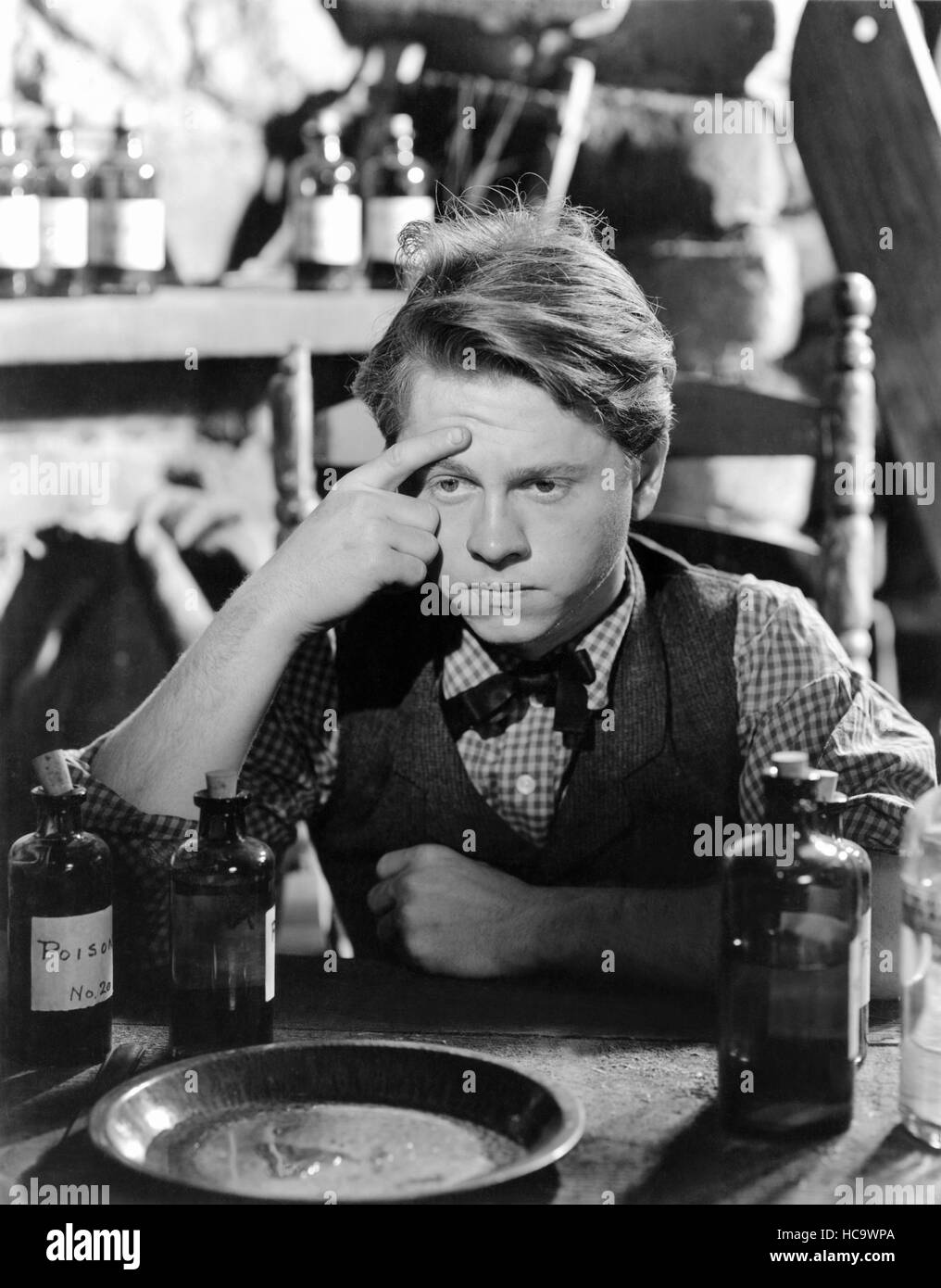 YOUNG TOM EDISON, Mickey Rooney as Thomas Edison, 1940 Stock Photo - Alamy