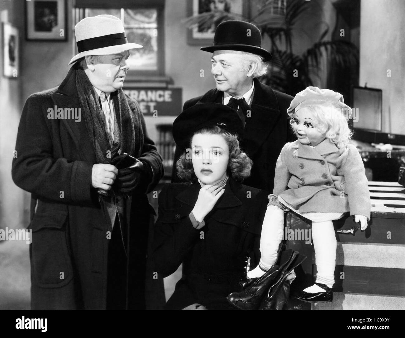ZIEGFELD GIRL, Charles Winninger, Al Shean, Judy Garland (seated), 1941 ...