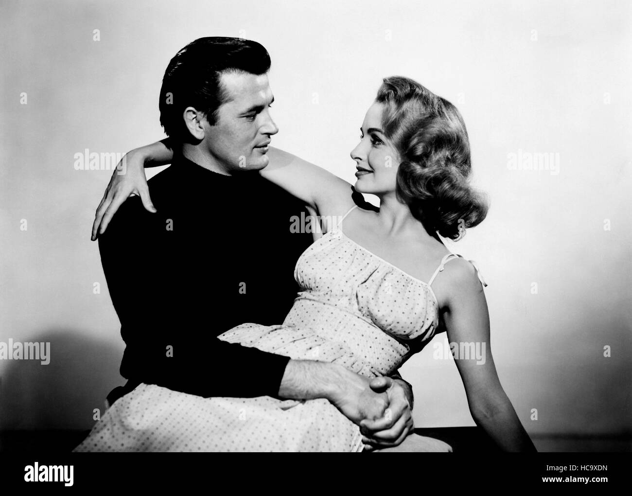 ZOMBIES OF MORA-TAU, Gregg Palmer, Autumn Russell, 1957 Stock Photo - Alamy