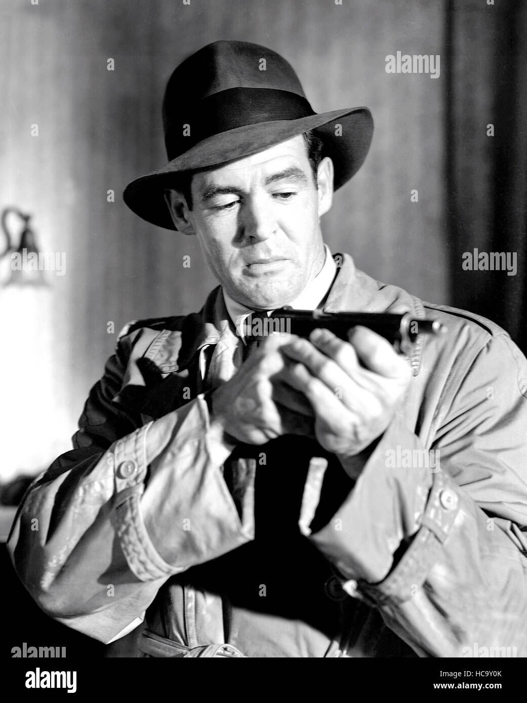 ACT OF VIOLENCE, Robert Ryan, 1948 Stock Photo - Alamy