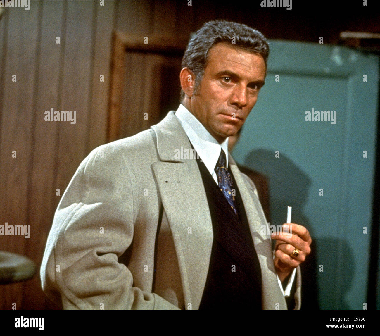 ACROSS 110TH STREET, Anthony Franciosa, 1972 Stock Photo - Alamy