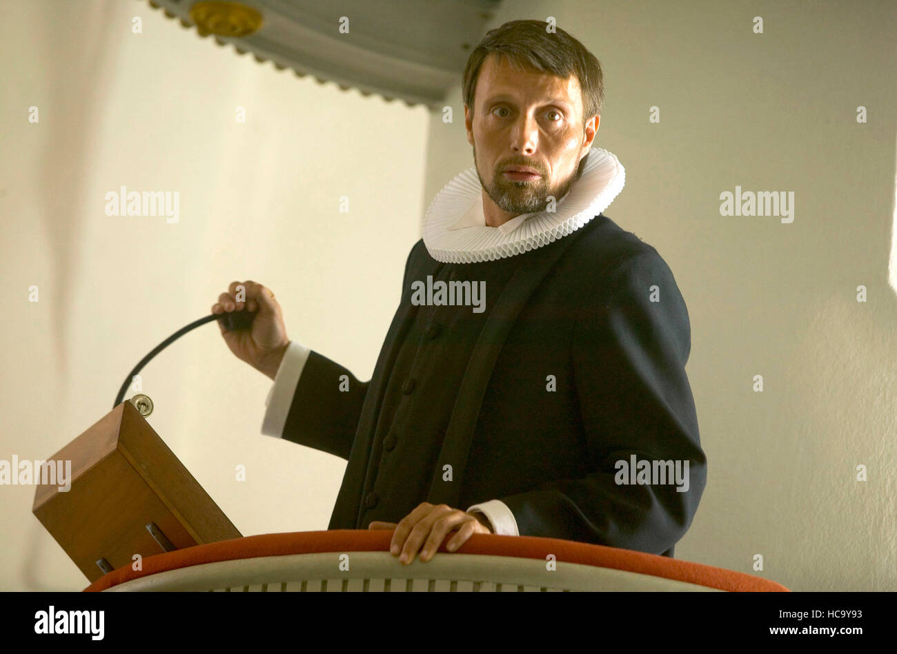 ADAM'S APPLES, (aka ADAMS AEBLER), Mads Mikkelsen, 2005. ©Outsider ...