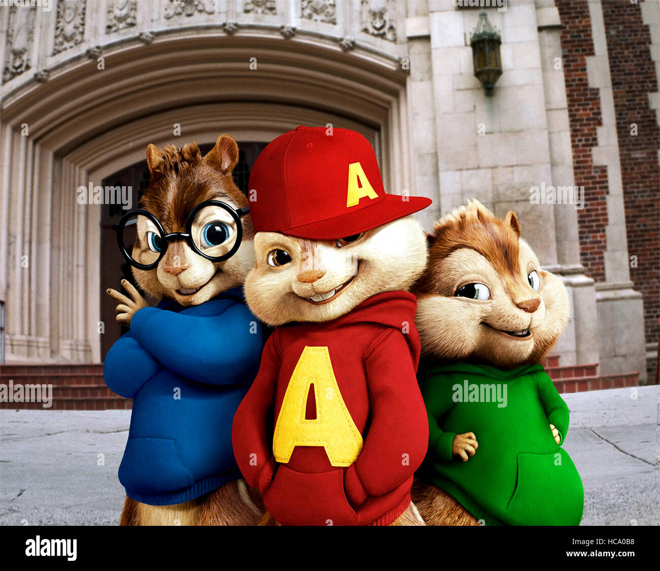ALVIN AND THE CHIPMUNKS: THE SQUEAKQUEL, from left: Simon (voice ...