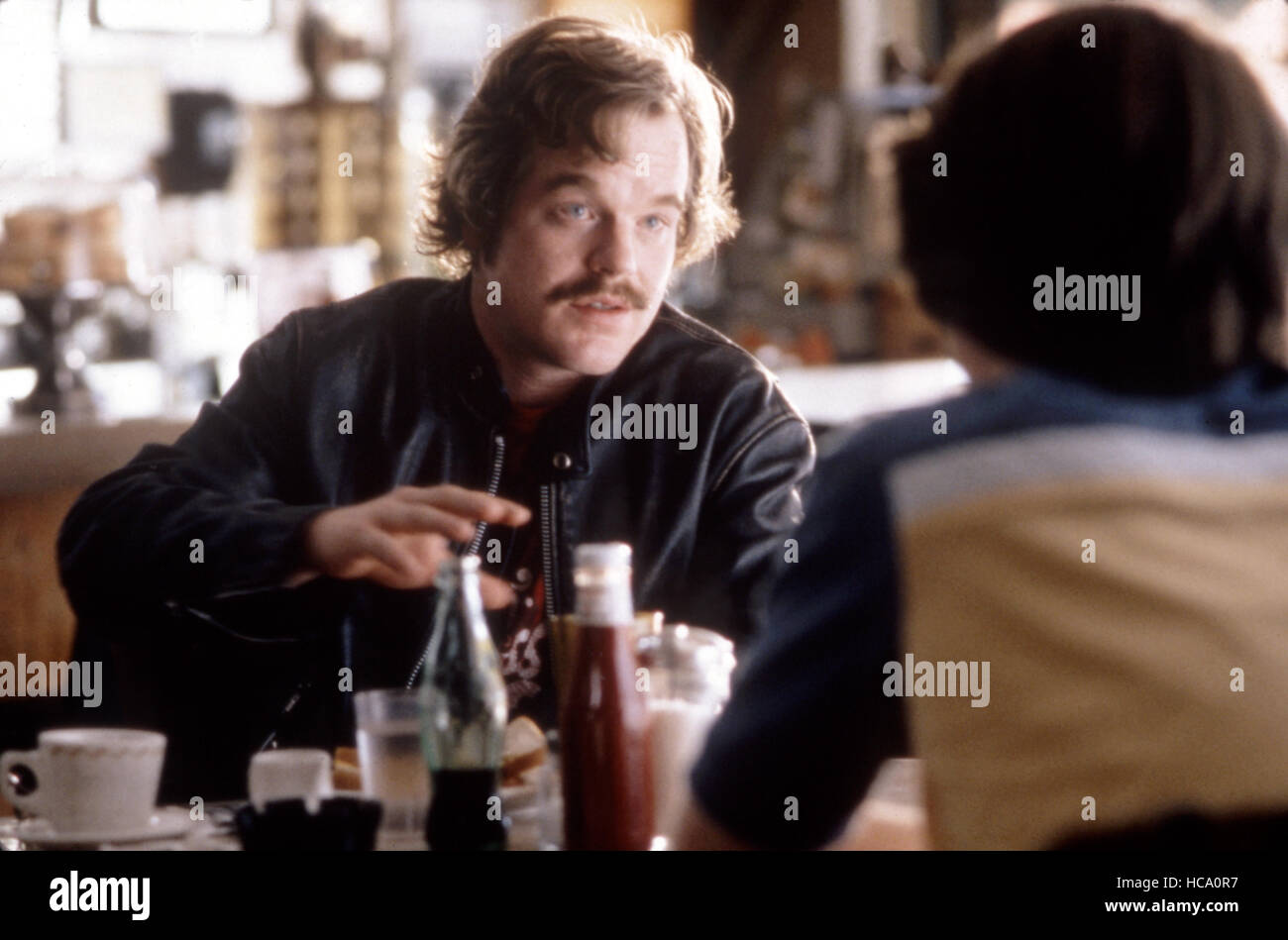 ALMOST FAMOUS, Philip Seymour Hoffman, 2000. (c) DreamWorks/ Courtesy ...