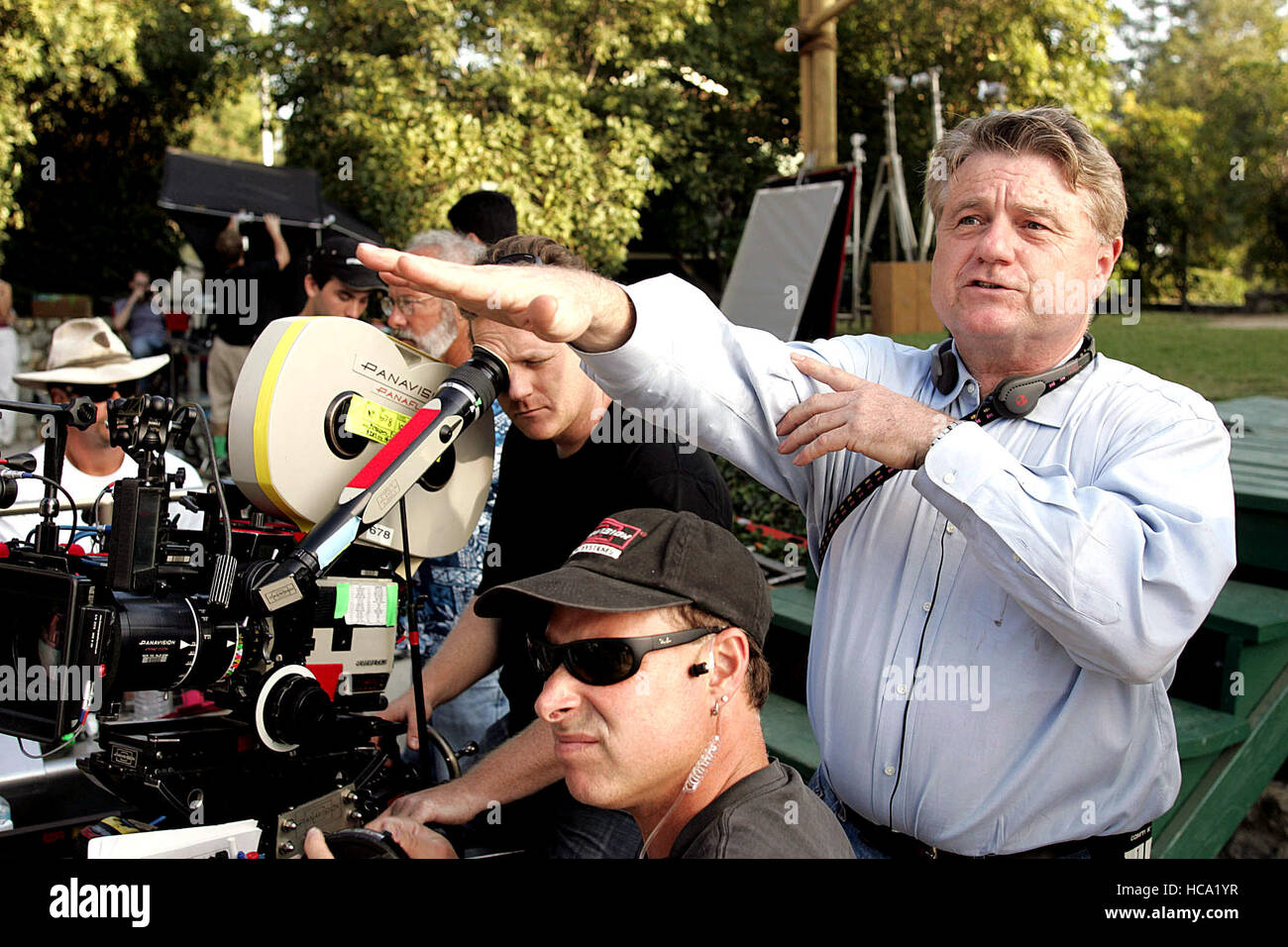 AMERICAN PIE: BAND CAMP, Director Steve Rash, (far right), on set, 2005 ...
