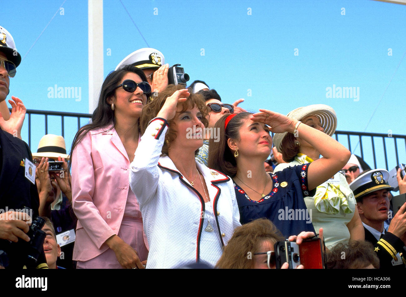 APOLLO 13, Kathleen Quinlan, Tracy Reiner, 1995, (c) Universal/courtesy ...