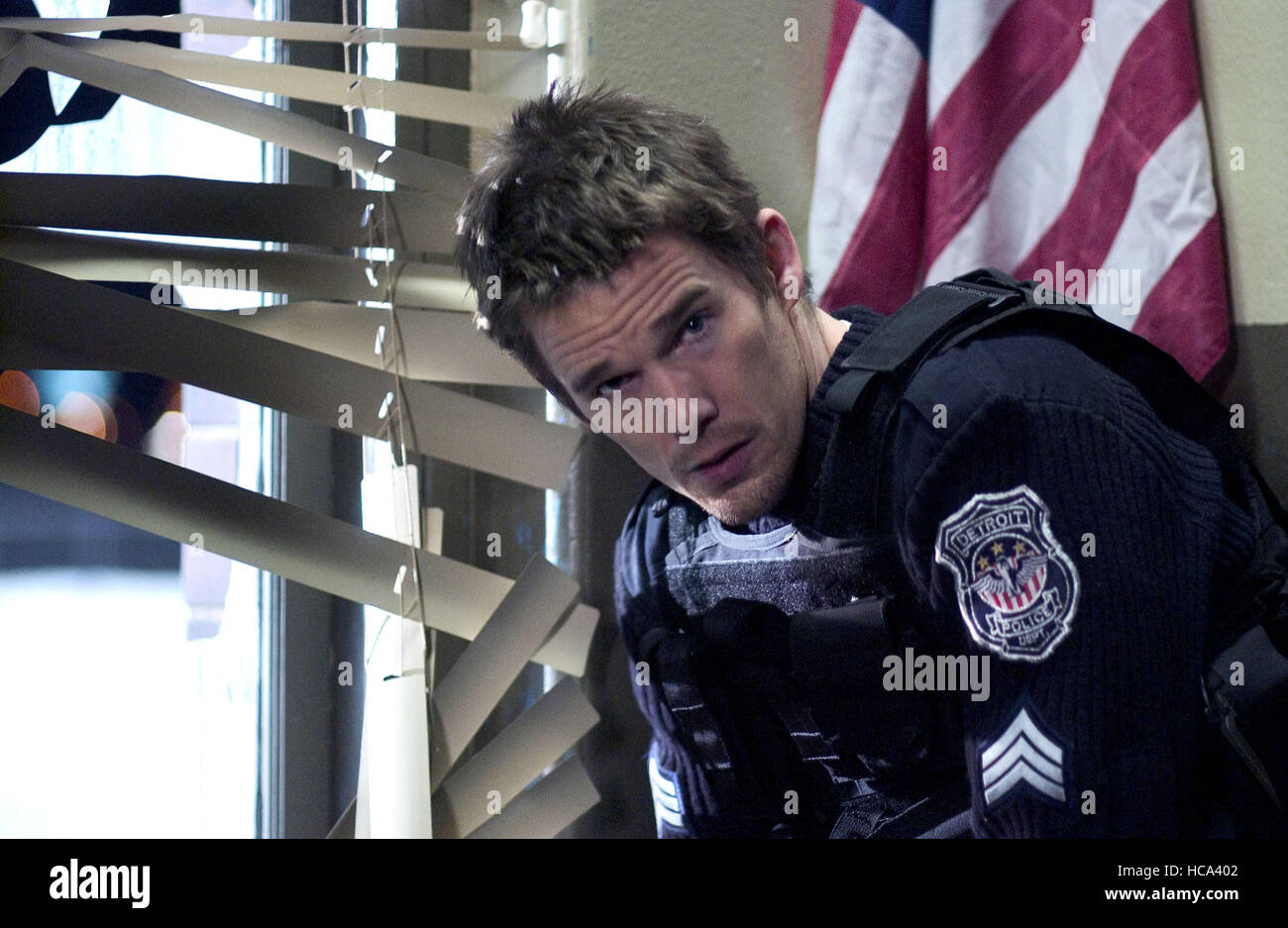 Assault On Precinct 13 Ethan Hawke 2005 C Focus Featurescourtesy Everett Collection Stock