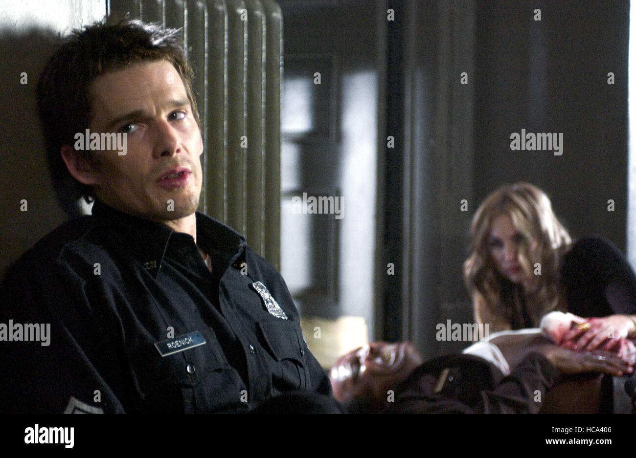 ASSAULT ON PRECINCT 13, Ethan Hawke, Dorian Harewood, Drea de Matteo ...