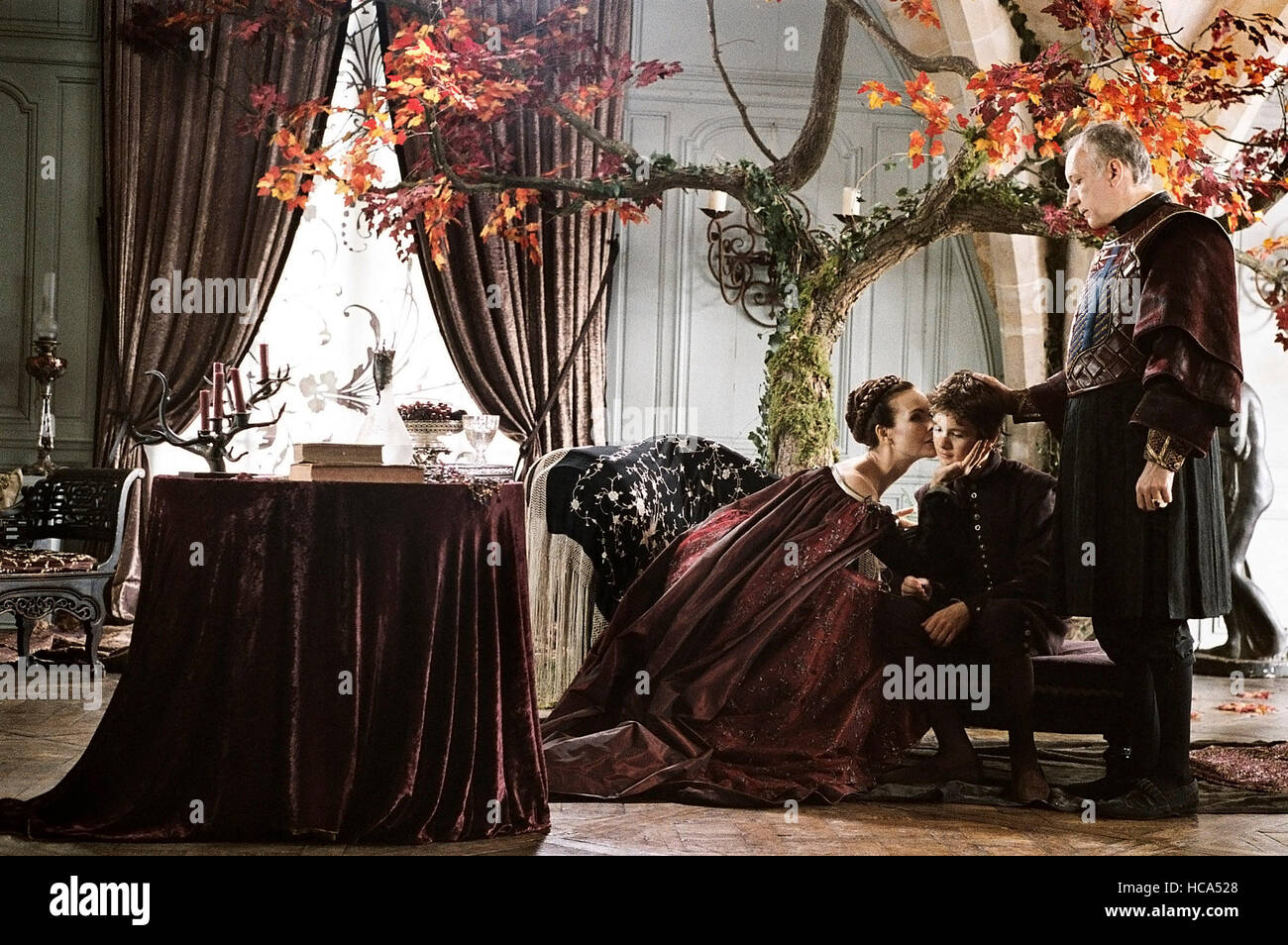 AURORE, (aka DAWN), Carole Bouquet (left), Francois Berleand (standing ...