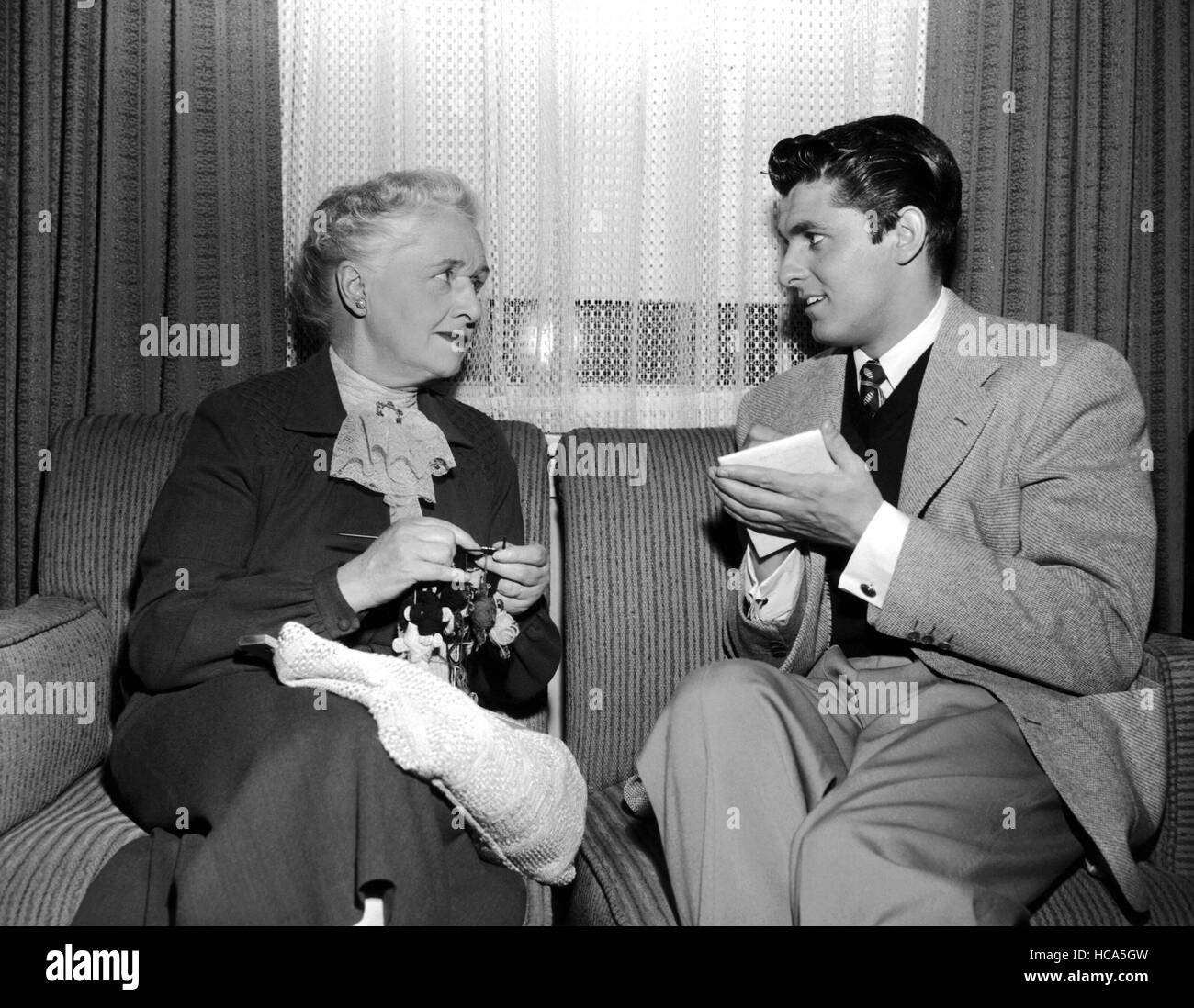 BANNERLINE, Elisabeth Risdon, Keefe Brasselle, 1951 Stock Photo - Alamy