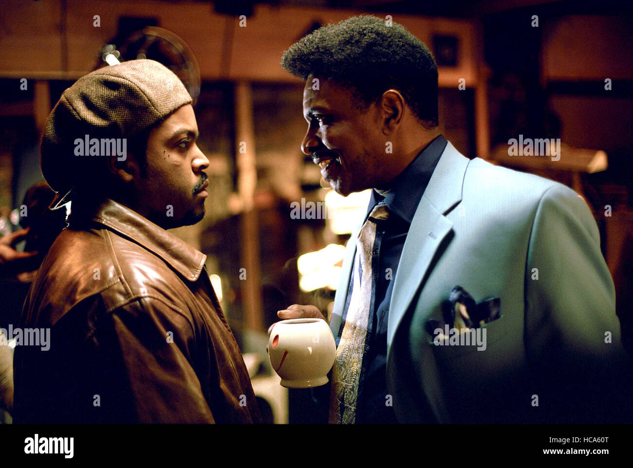 BARBERSHOP, Ice Cube, Keith David, 2002, (c) MGM/courtesy Everett ...