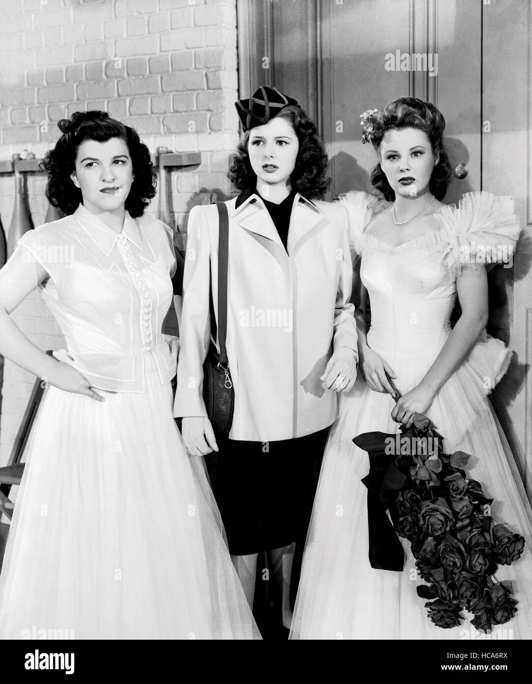 BEST FOOT FORWARD, Nancy Walker, Gloria DeHaven, June Allyson, 1943 ...