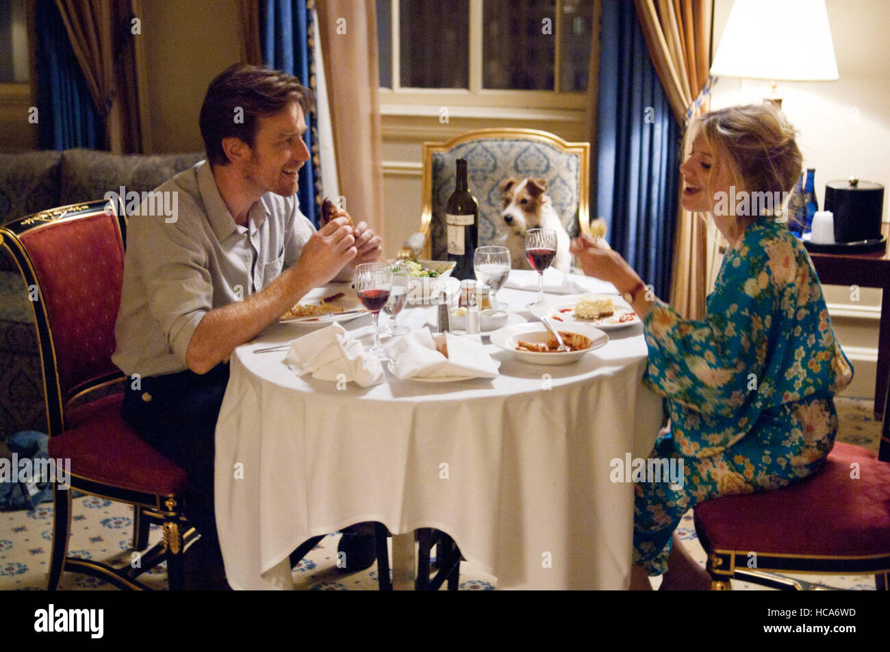 BEGINNERS, l-r: Ewan McGregor, Melanie Laurent, 2010, ph: Andrew Tepper ...