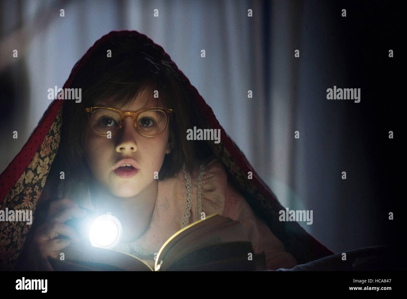 THE BFG, Ruby Barnhill, 2016. ph: Doane Gregory /© Walt Disney Studios ...