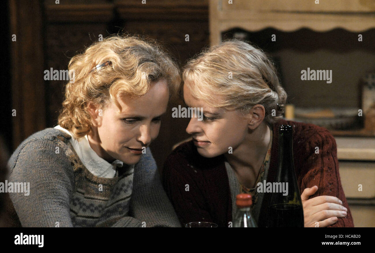 A WOMAN IN BERLIN, (aka ANONYMA - EINE FRAU IN BERLIN), from left ...