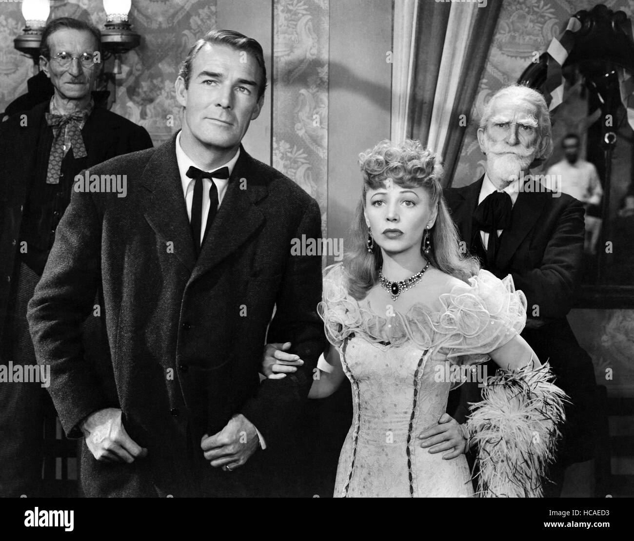BADMAN'S TERRITORY, from left: Randolph Scott, Isabel Jewell, 1946 ...