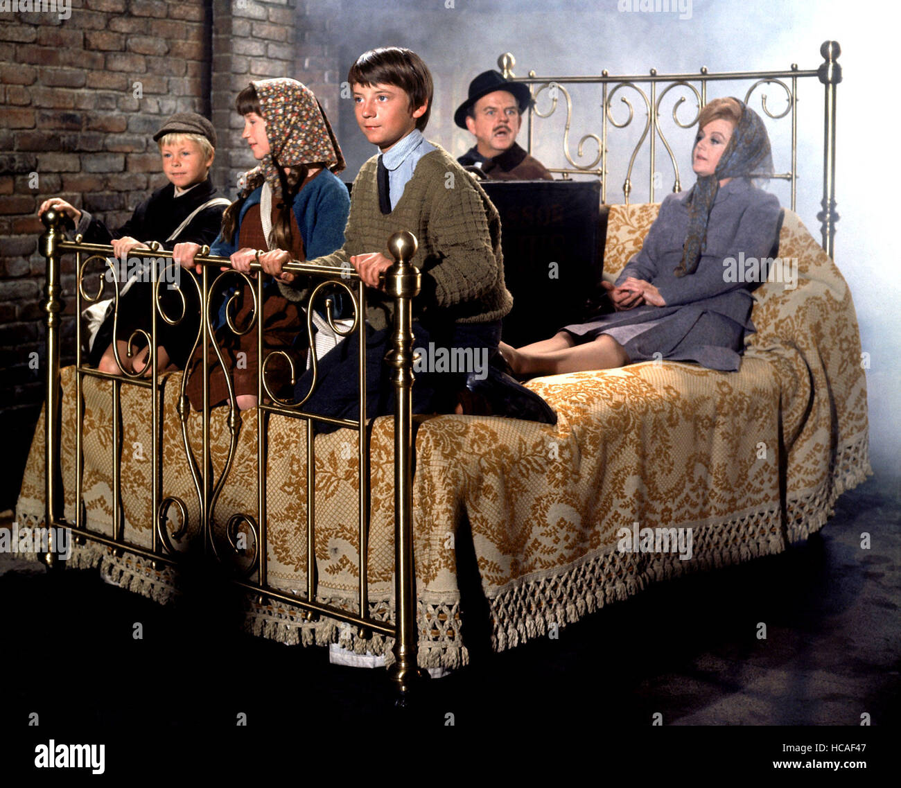 BEDKNOBS AND BROOMSTICKS, Roy Snart, Cindy O'Callaghan, Ian Weighill ...