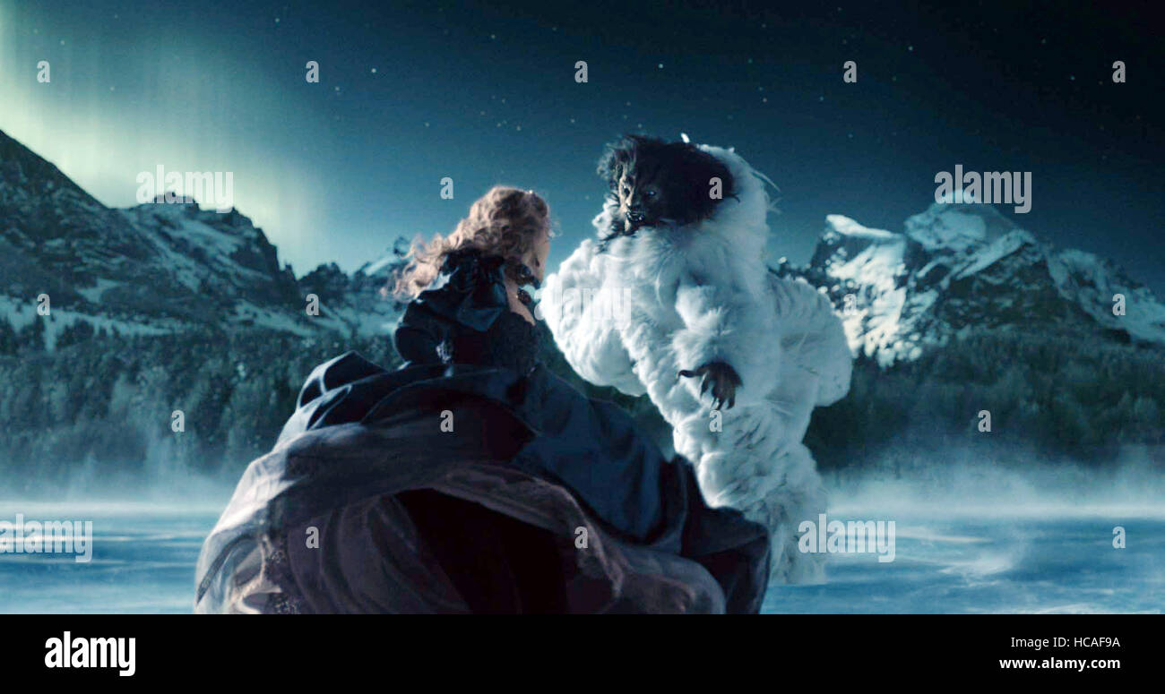 BEAUTY AND THE BEAST, (aka LA BELLE ET LA BETE), from left: Lea Seydoux ...