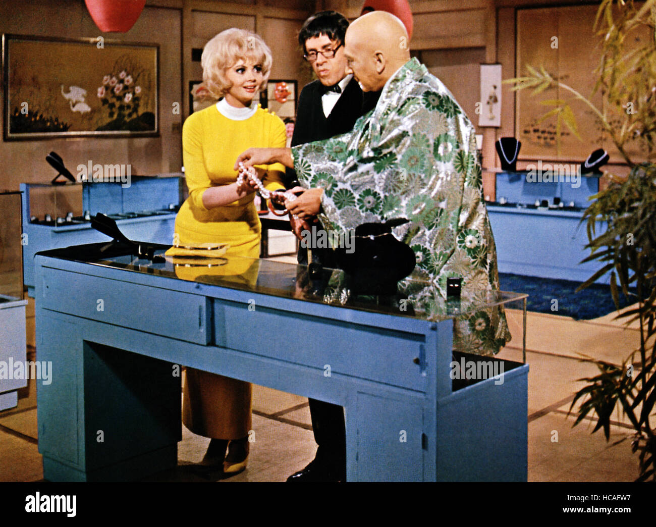 THE BIG MOUTH, Jeannine Riley, Jerry Lewis, Leonard Stone, 1967 Stock ...