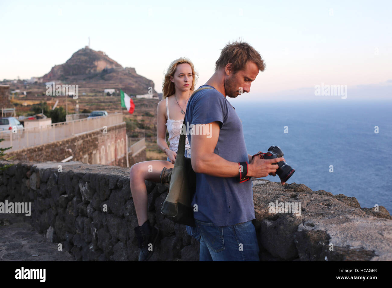 A BIGGER SPLASH, l-r: Dakota Johnson, Matthias Schoenaerts, 2015. ph ...