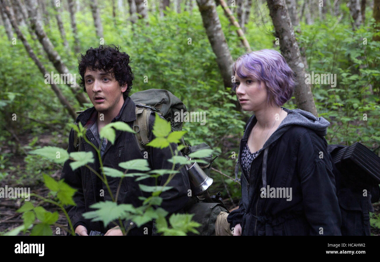 BLAIR WITCH, (aka THE WOODS), from left: Wes Robinson, Valorie Curry ...
