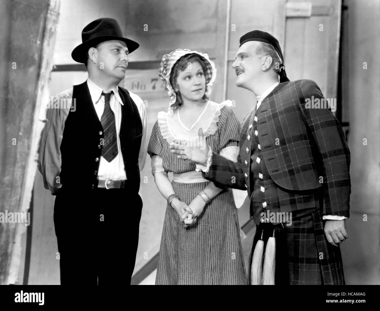 BROADWAY TO HOLLYWOOD, Edward Peil Sr., Alice Brady, Frank Morgan, 1933 Stock Photo - Alamy