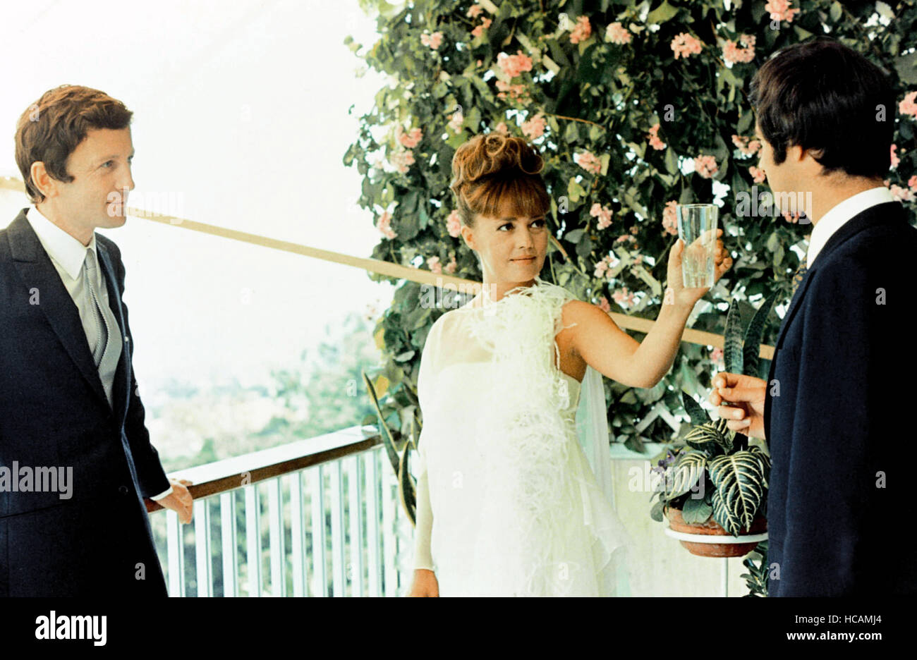 THE BRIDE WORE BLACK, (aka LA MARIEE ETAIT EN NOIR), center: Jeanne ...