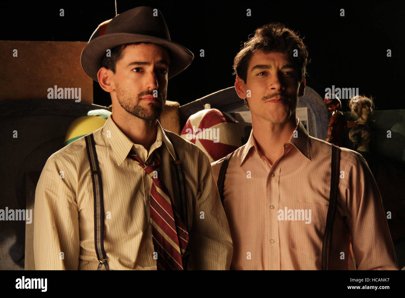 CANTINFLAS, l-r: Luis Gerardo Mendez (as Estanislao Shilinsky), Oscar ...