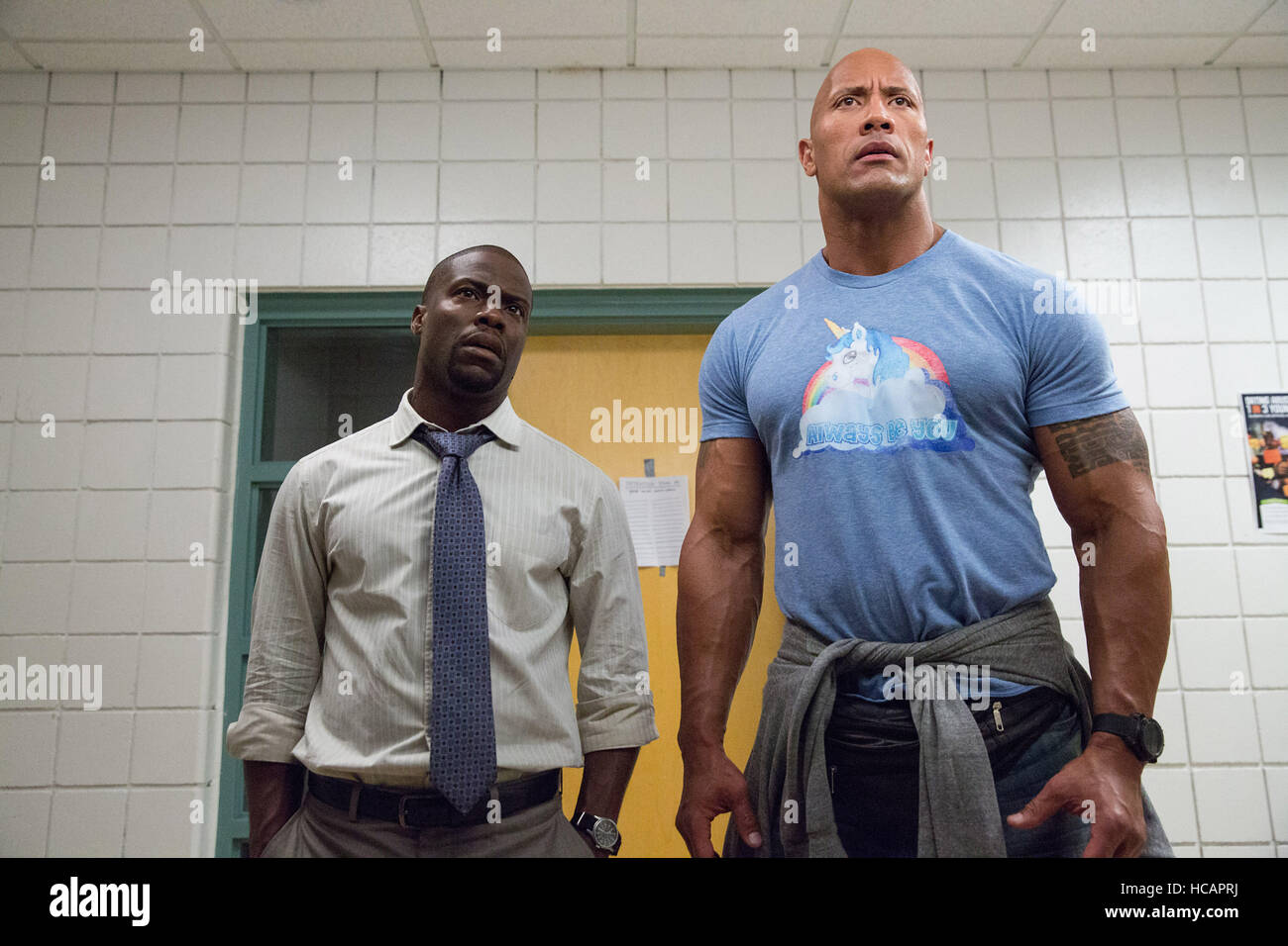 CENTRAL INTELLIGENCE, from left: Kevin Hart, Dwayne Johnson, 2016. ph ...