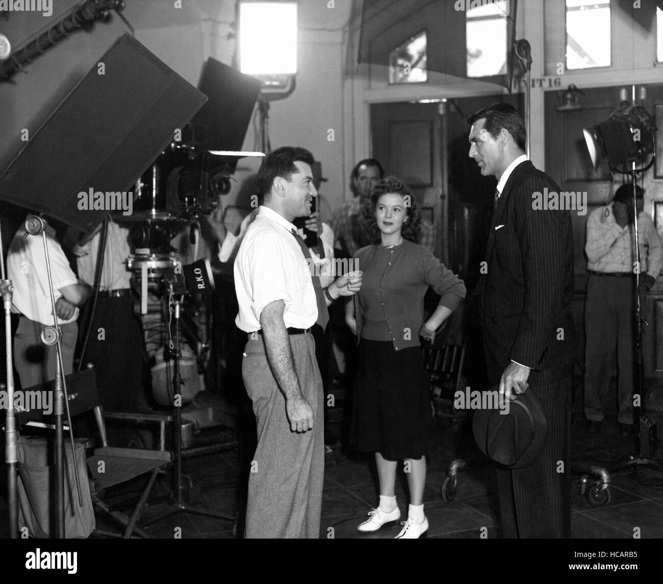 THE BACHELOR AND THE BOBBY-SOXER, director Irving Reis, Shirley Temple ...