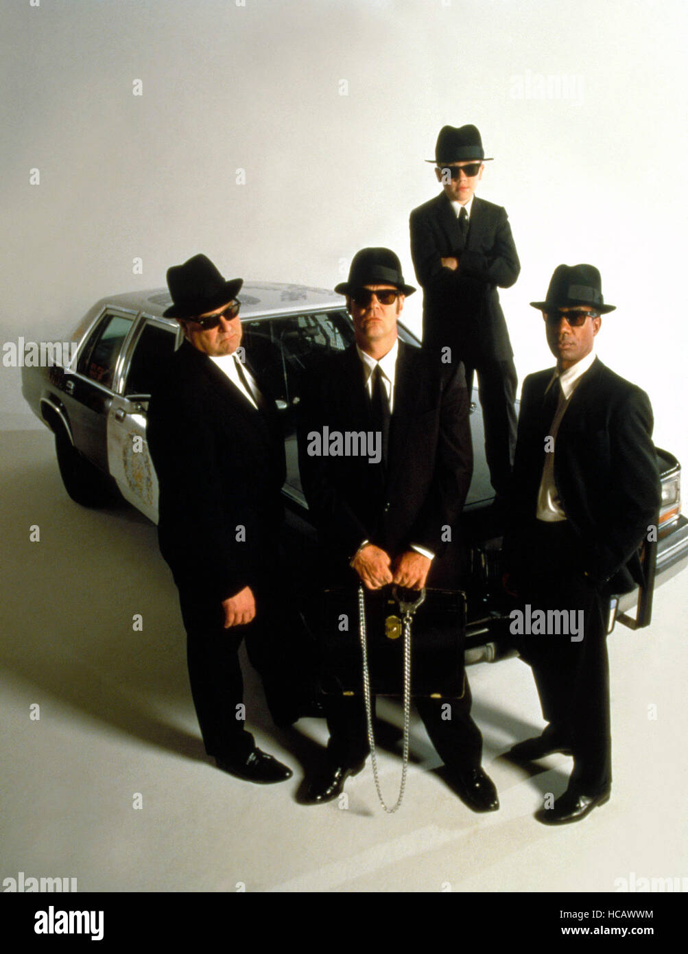BLUES BROTHERS 2000, from left: John Goodman, Dan Aykroyd, J. Evan ...