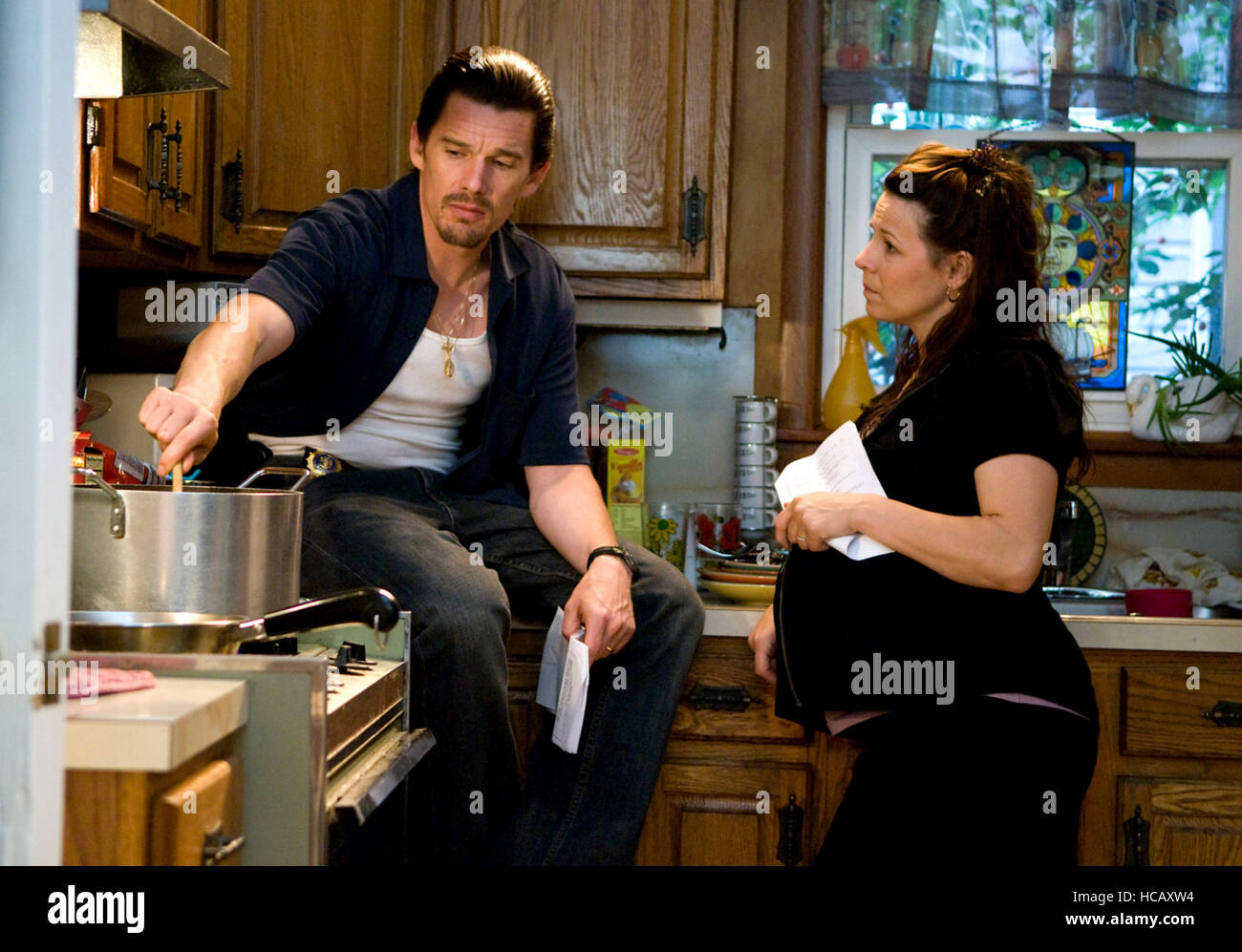 BROOKLYN'S FINEST, from left: Ethan Hawke, Lili Taylor, 2009. ph ...