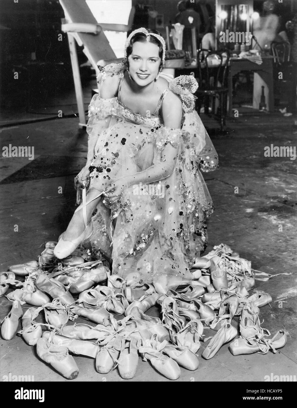 BROADWAY MELODY OF 1936, Eleanor Powell, on set, 1935 Stock Photo - Alamy