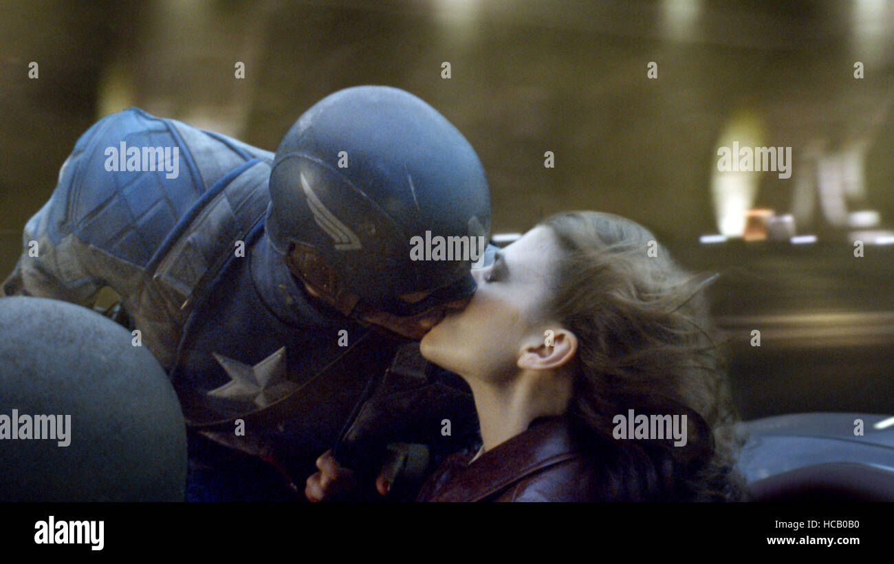 CAPTAIN AMERICA: THE FIRST AVENGER, from left: Chris Evans, Hayley ...