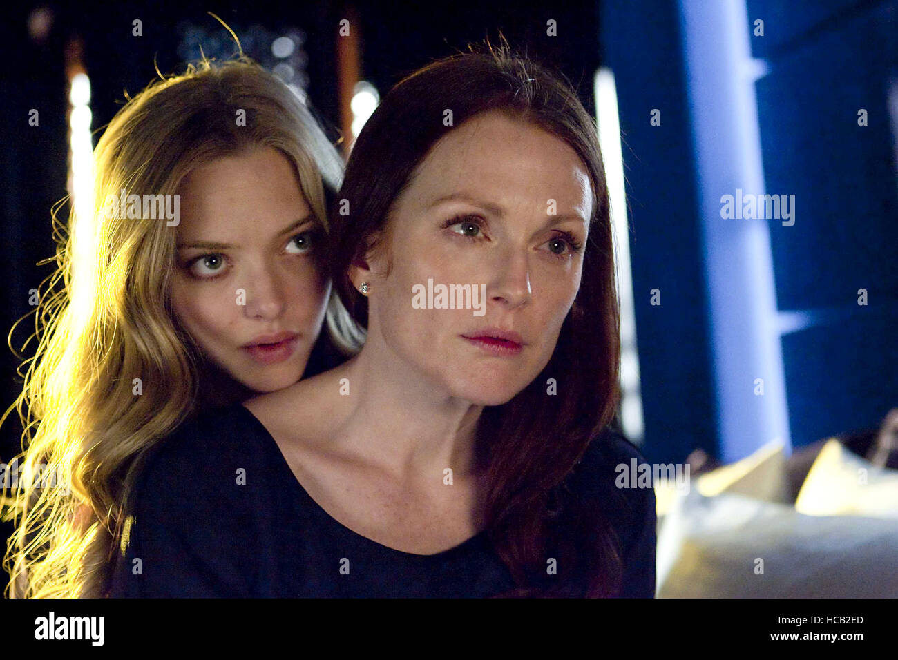 CHLOE, from left: Amanda Seyfried, Julianne Moore, 2009. ph: Rafy/©Sony Pictures Classics ...