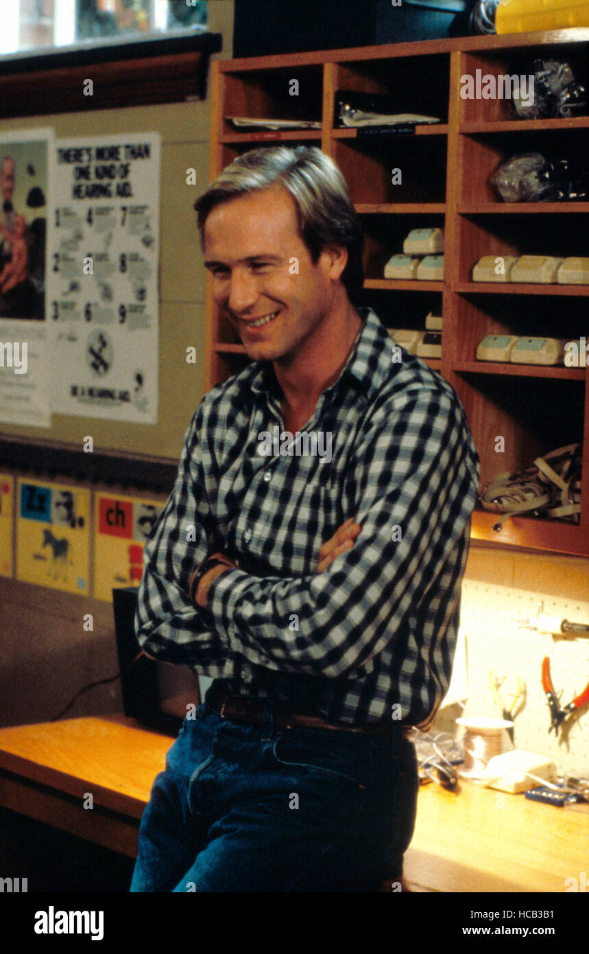 CHILDREN OF A LESSER GOD, William Hurt, 1986, © Paramount/courtesy ...