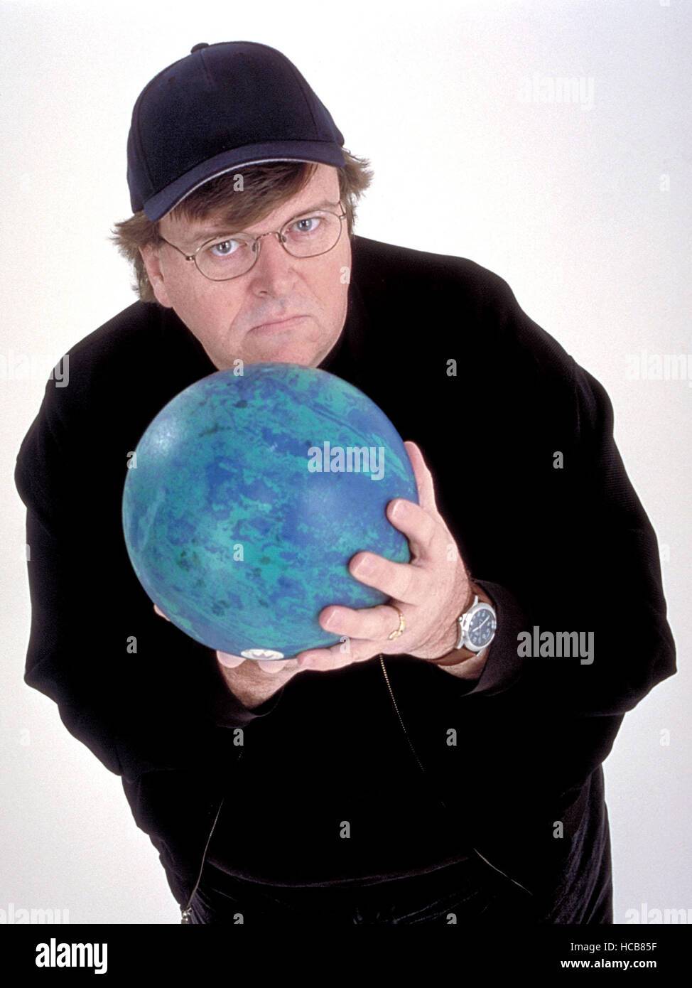BOWLING FOR COLUMBINE, Michael Moore, 2002, (c) United Artists/courtesy ...