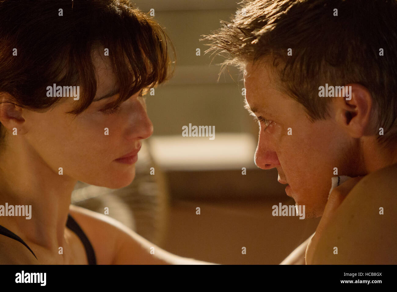 THE BOURNE LEGACY, from left: Rachel Weisz, Jeremy Renner, 2012. ph ...