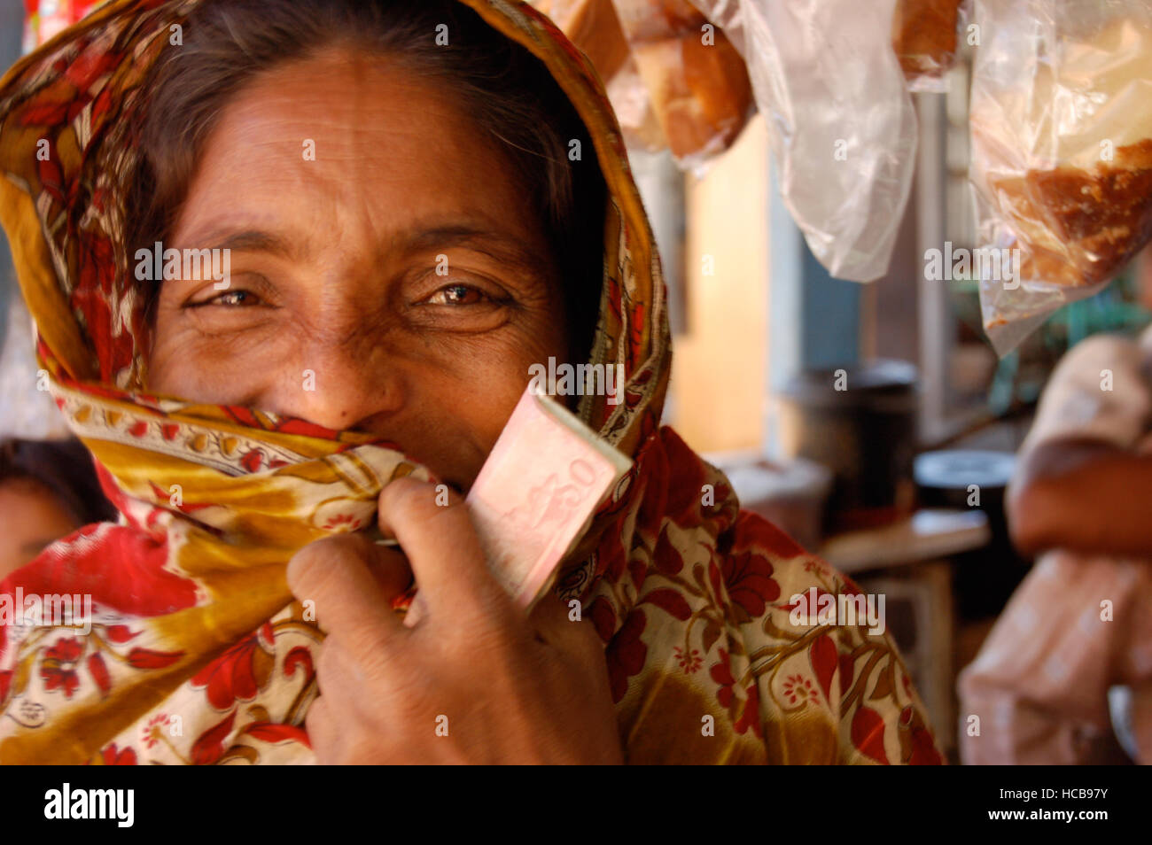 BONSAI PEOPLE: THE VISION OF MUHAMMAD YUNUS, 2010 Stock Photo - Alamy